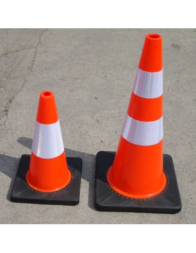 Cono de 70 cm de PVC
